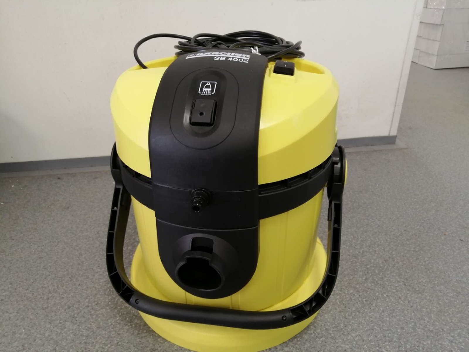 Vysavač/tepovač Karcher SE 4002 5590 Kč
